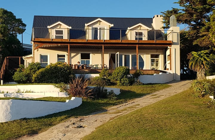 The Lombard Seaside House - Gansbaai