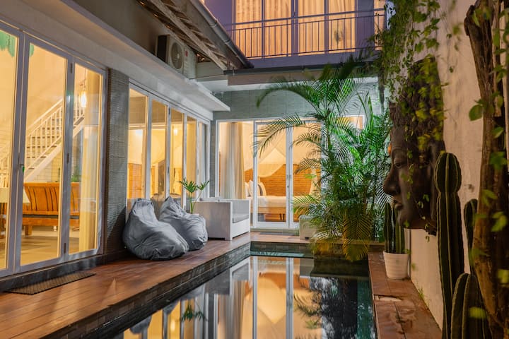 Private-pool Family Villa Near Canggu Beach - Bali