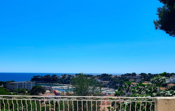 Maison Vue Mer Sous Les Pins, Calme Et Sérénité - Carry-le-Rouet