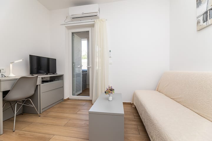 Apartment With Terrace Crnekovic Ix (7) - Baška