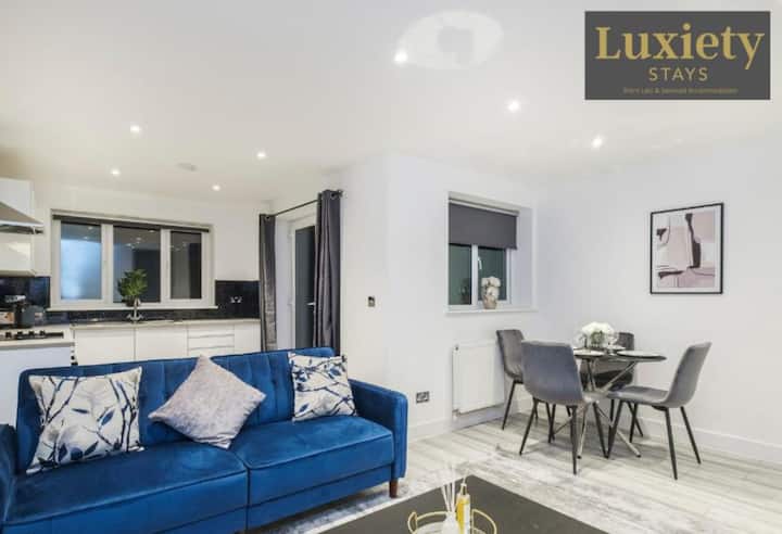 Stylish 1br Long Stay Discount By Luxiety Stays - Essex
