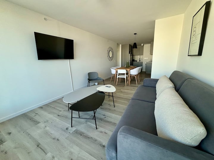 Hermoso Buceo, Cerca Del Mar - Montevideo