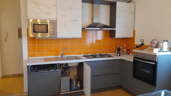 Cozy Lucca Base | Garden & Free Parking - Lucca