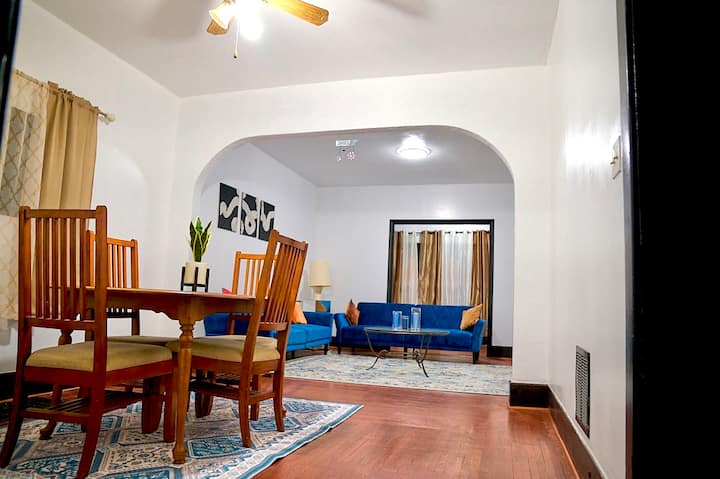 Best In Buffalo: Entire Floor, Backyard, And Deck! - Buffalo, NY