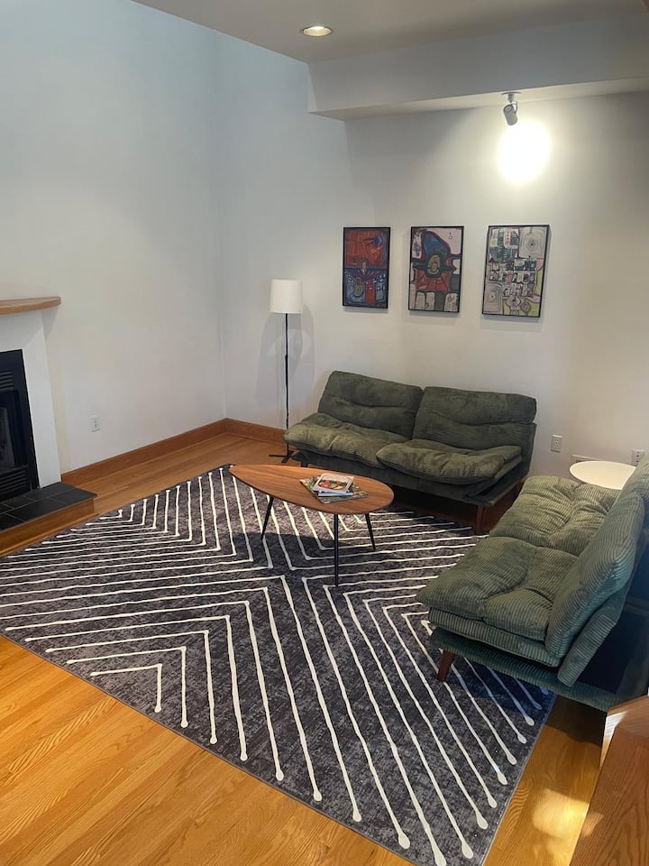 Huge Carriage House For 6 In Regent Square - Pittsburgh