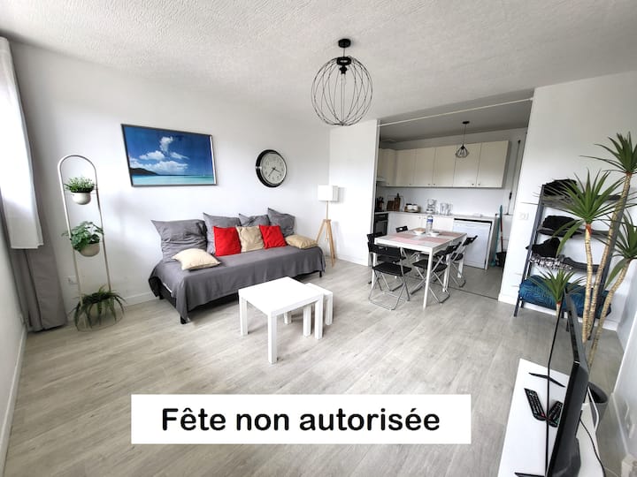 Z1 Appartement Avec 5 Lits  Lits + Parking Privé - Chevreuse
