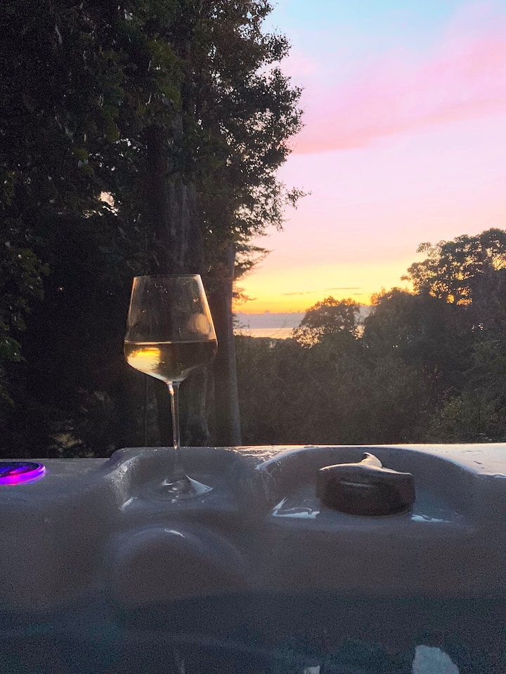 2mile Lakehouse - Taupō