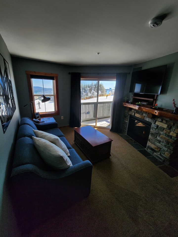 Highland Hideaway - Slope Side - Mountain View - Snowshoe, WV