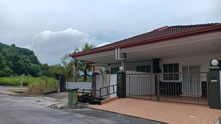 Moyan Square By Natol Homestay - Kuching