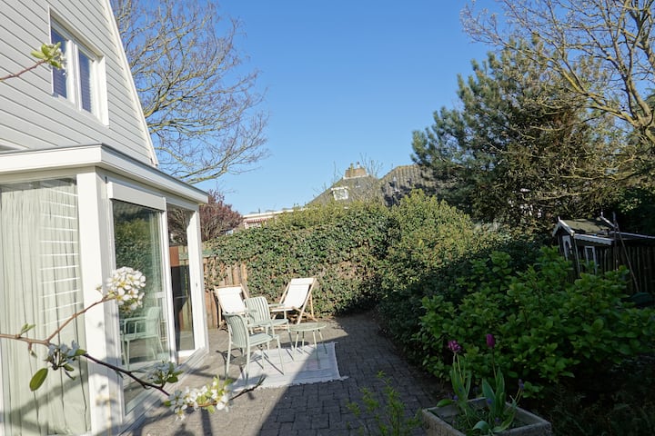 Ithaka Beach House, Unieke Plek Met Vrij Parkeren! - Noordwijk aan Zee