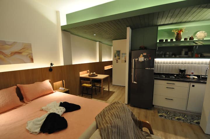 Apartamento: Praia E Metrô A Poucos Passos - Copacabana