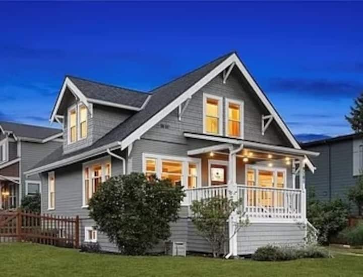 Beautiful Charming Kirkland Home - Kirkland, WA