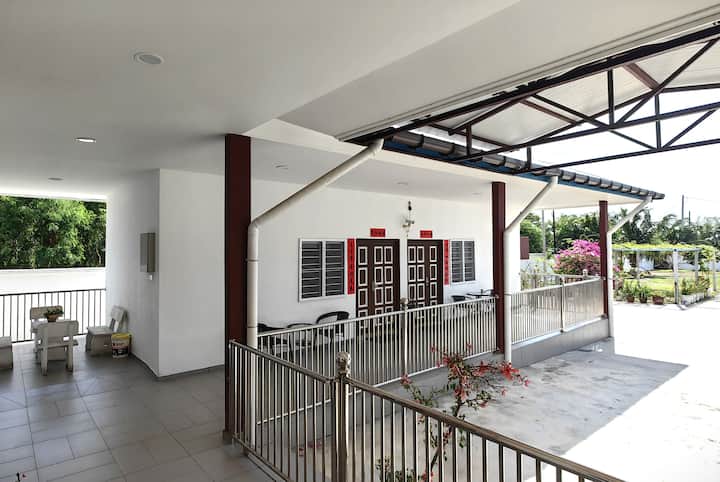 Seaside Cottage Room Stay (B) - 大港