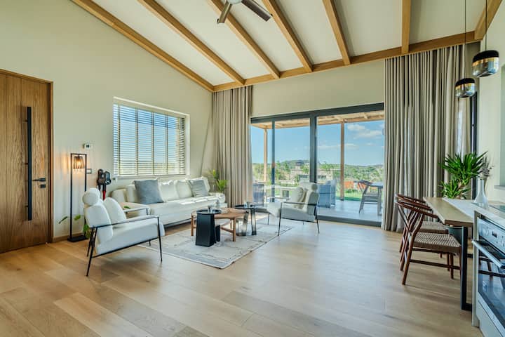 Cabras Deluxe Stone House | Jacuzzi Fireplace - Adatepe