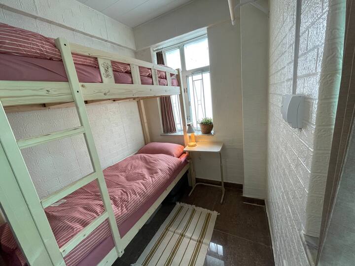 Female_privat Room Prince Edward - Hong Kong