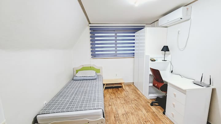 [Pnu House] Cozy House . - Busan