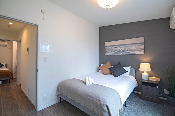 2min Walk To Subway Station / 4ldk / Max8ppl - 大阪市