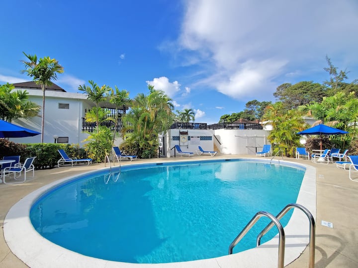 Modern Apt Near To Rockley Beach W/ Golf & Tennis - Bridgetown