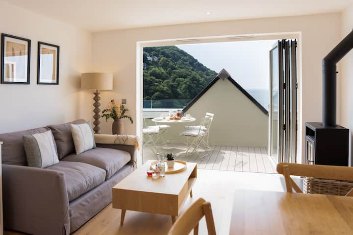 Charming Exmoor Apartment With Sea Views | Balcony - Lynmouth