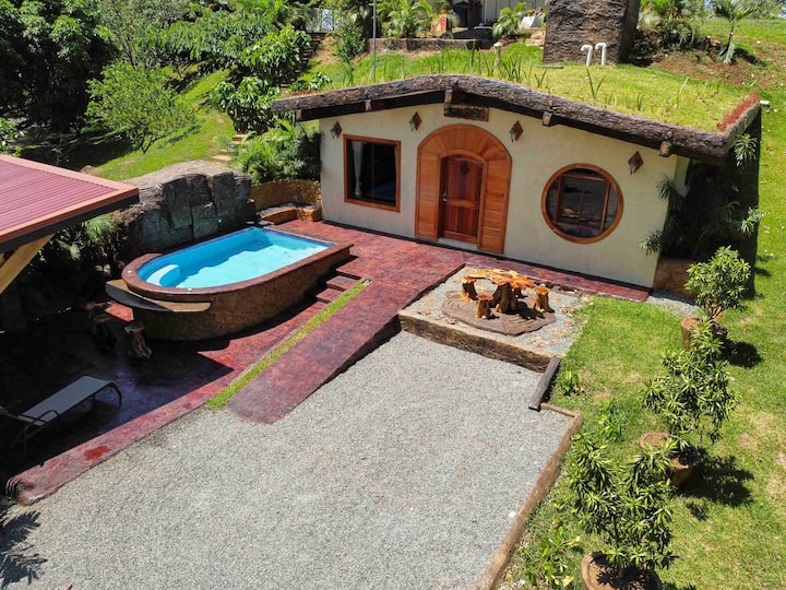 Casa Hobbit (Casa 4) "Los Lagos Casas De Campo" - Costa Rica