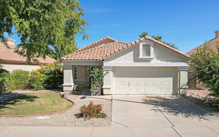 Fun Gilbert Home With Extra Large Swim Spa! - Gilbert, AZ