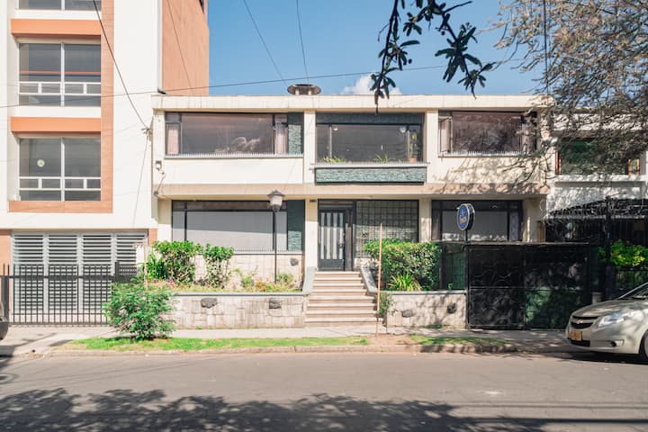 Innovar Casa Hostel In The Heart Of Bogotá - Bogota