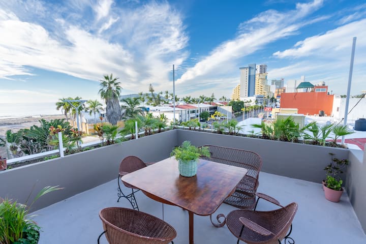 Departamento 4 Zona Dorada Mazatlán. - Mazatlán