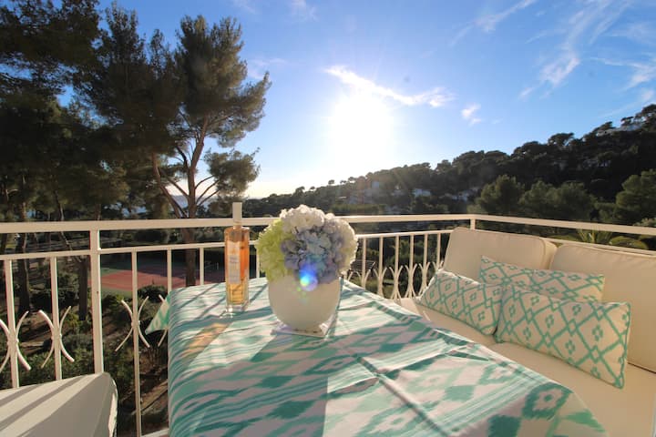 Le "Versailles" Art Déco 3* / Vue Mer & Tennis - Giens