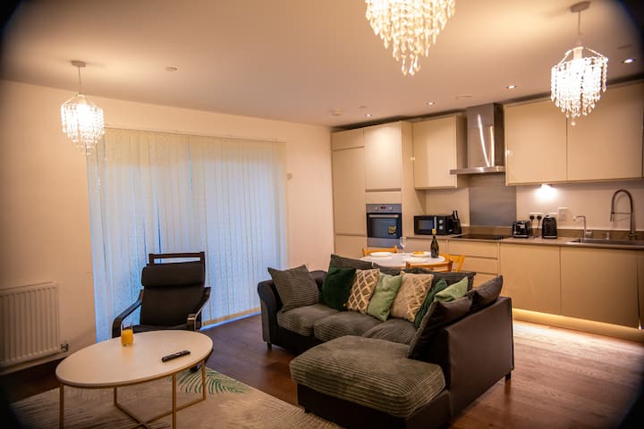 Stylish Flat Close To Town Centre & Train Station - Maidstone