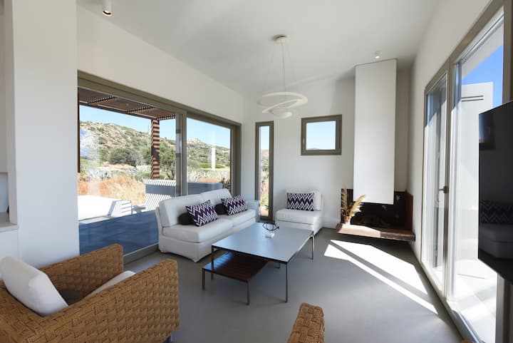 Villa Serene Milos - Milos