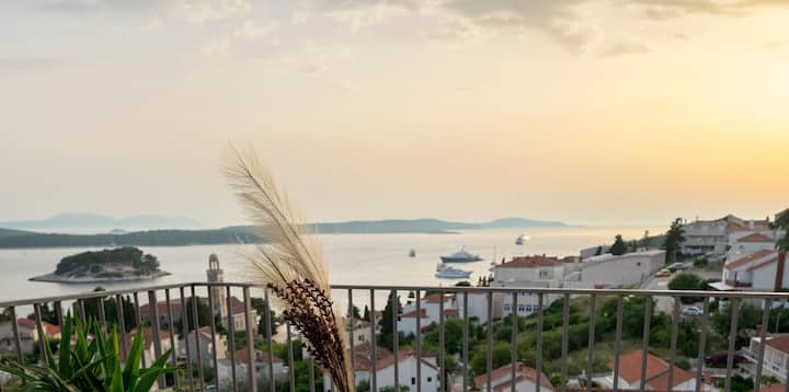 "Bliss View" - Hvar Town Apartment - Hvar
