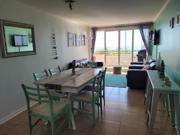 Cómodo Departamento Con Hermosa Vista Al Mar. - Concón