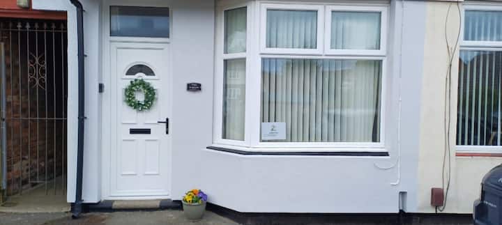 The Retreat - North Yorkshire Coast & Moors - Redcar