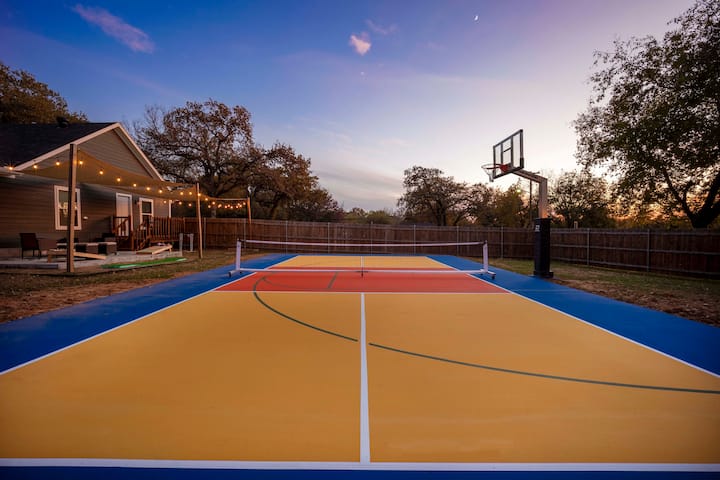 Pickleball! Fenced Yard, Pets Ok, King Bed, W/d - Saginaw, TX