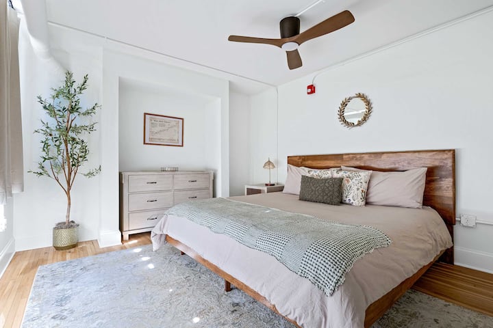 Kasa | King Suite Near The Biltmore | Asheville - Asheville, NC