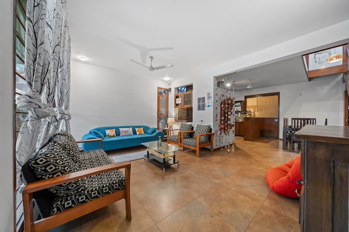 Jugglers Rest Spacez Luxury Villa In Indiranagar - Bengaluru