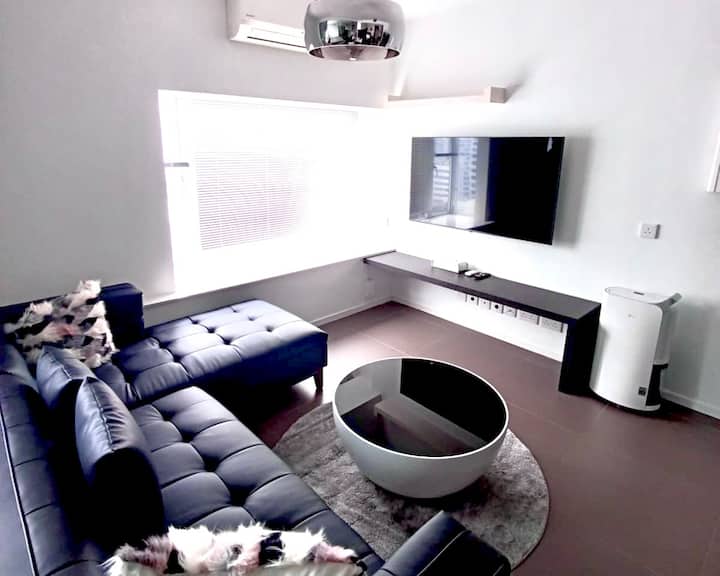 Designer Apartment Wan Chai | All 5-star Reviews - Wan Chai