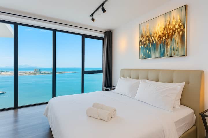 【Seaview】premium Duplex •Seafront •Town-gurney 12b - Batu Ferringhi