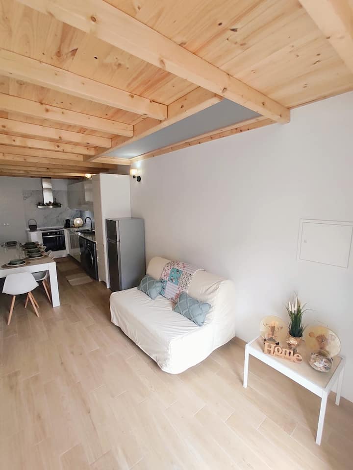 Coral Place - An Idyll - Peniche