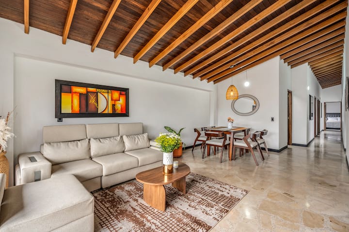 Urban Living With Ac Unit 3bed/3bth - Sabaneta