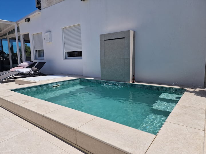 Très Ensoleillé, Piscine Privée, Grand Terrasse - Xàbia