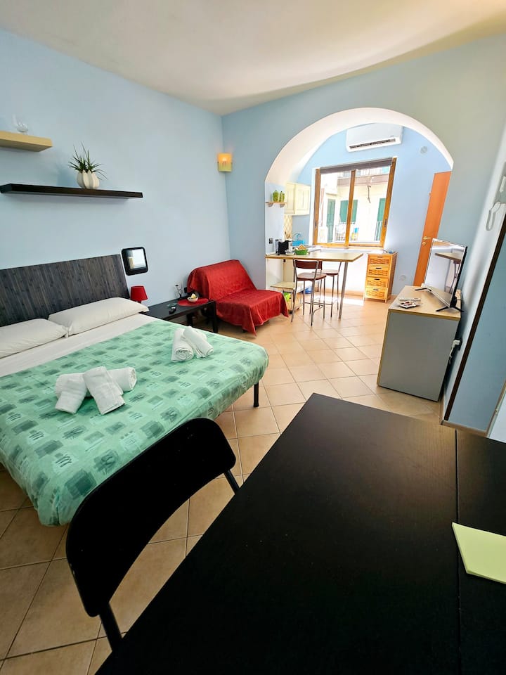 Cozy Nest In The Heart Of Naples - Naples