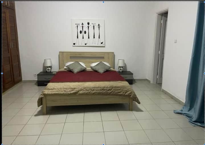 Mysuitestays: Sacré-cœur Central Keyless 3-bed Apt - Dakar