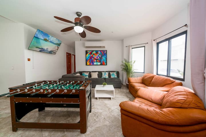 Private Pool - 4 Bedroom Villa - Great Location - Cancún
