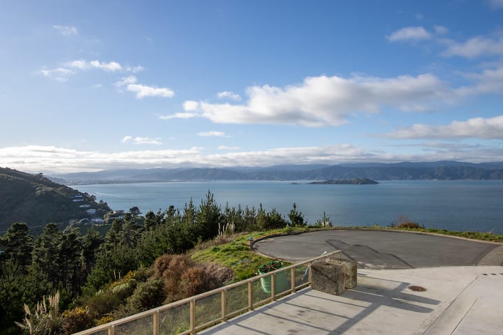 Hill And Seaview's - Wellington, New Zealand
