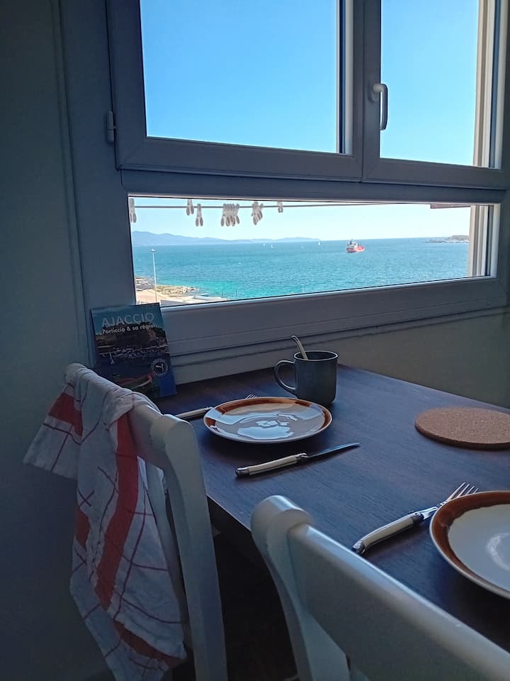 F3, Dernier éTage, Vue Mer. - Ajaccio