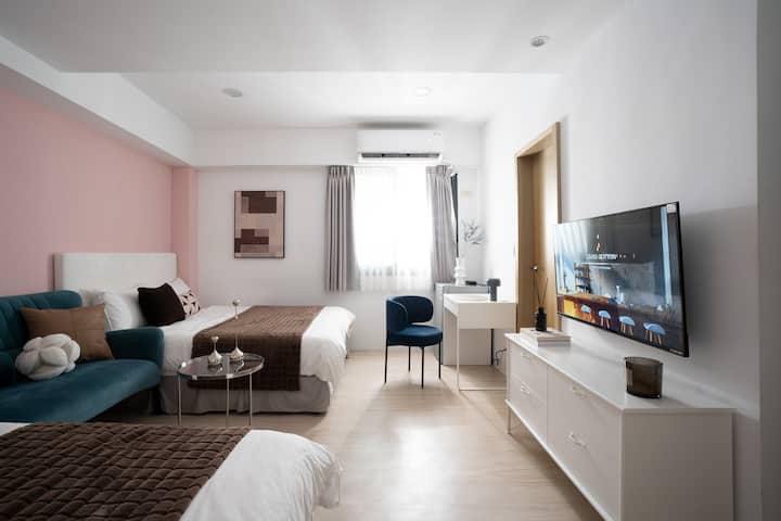 灰色空間C、d / Mrt西門3分鐘 /2房2衛0廳/ 8人 - Taipei