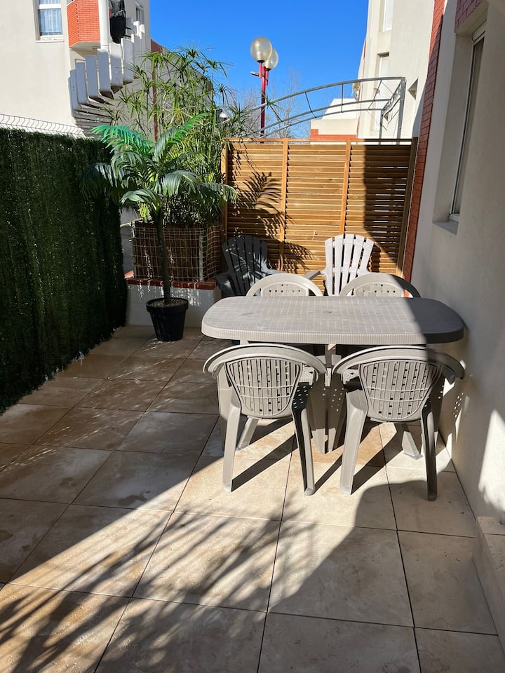 3 éToiles ! Charmant T2 Proche Mer Clim & Piscine! - Frontignan