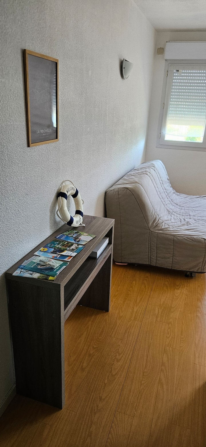 Studio Avec Piscine Et Parking - La Rochelle