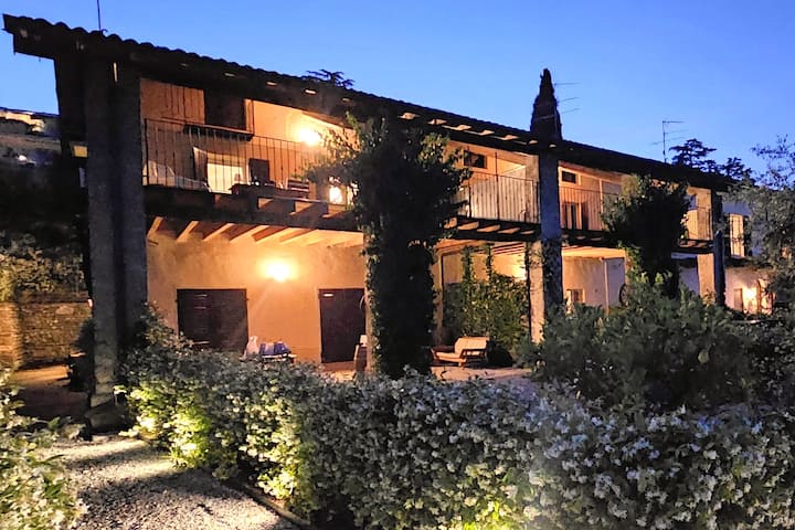 Talina Country House-pendolino Lake View Big House - Desenzano del Garda